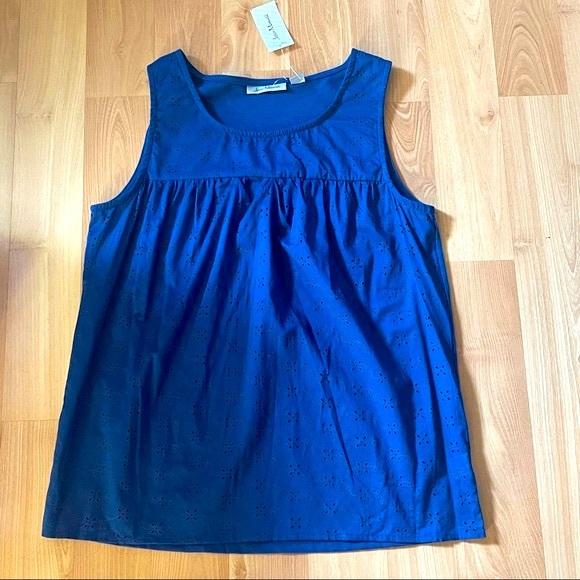 jason maxwell | Tops | Jason Maxwell Dark Blue Cut Out Floral Tank ...